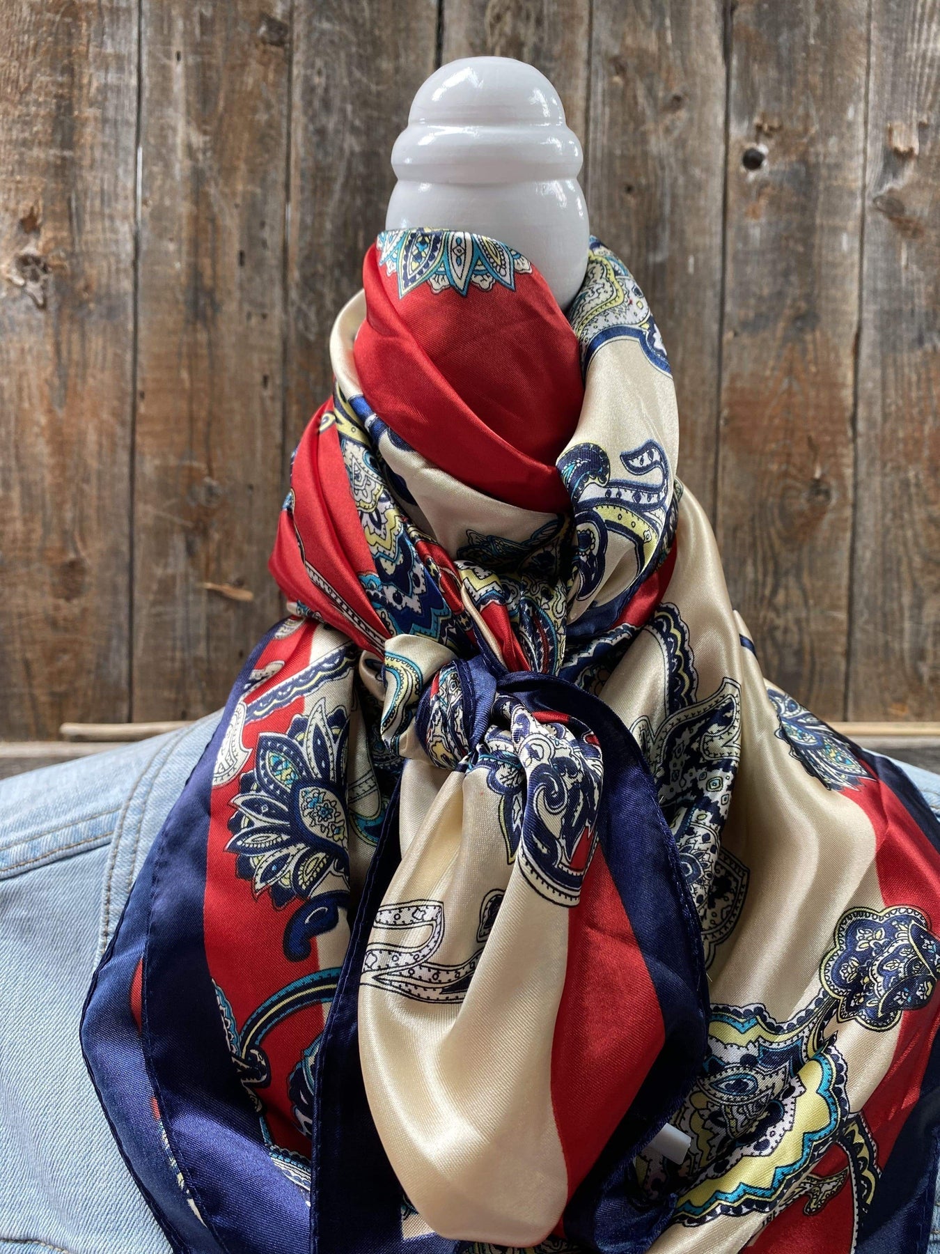 Wild Rags – Chestnut Cowgirl